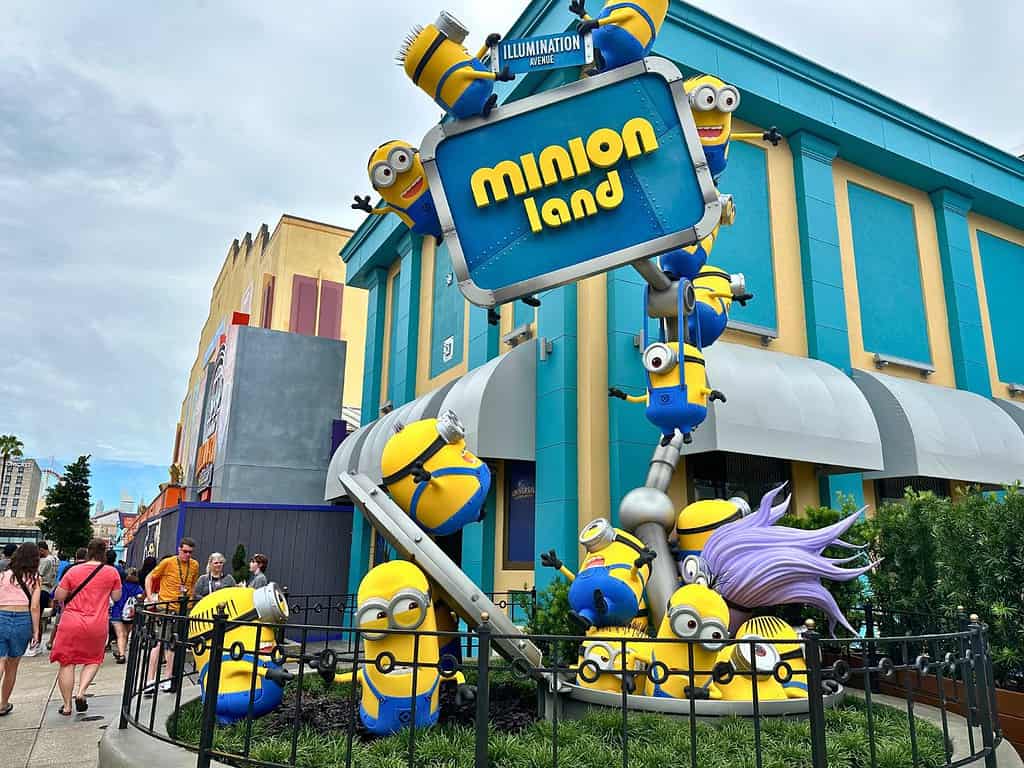 NEW Minion Land at Universal Orlando is full of Mischievous Fun ...