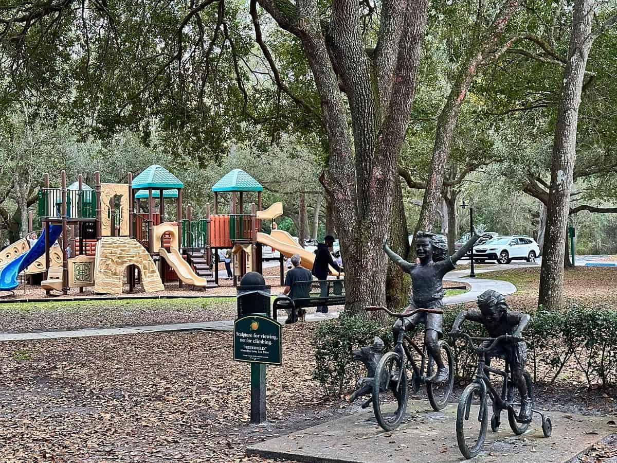 Theme Park Alternative: 10+ Playgrounds Near Walt Disney World ...