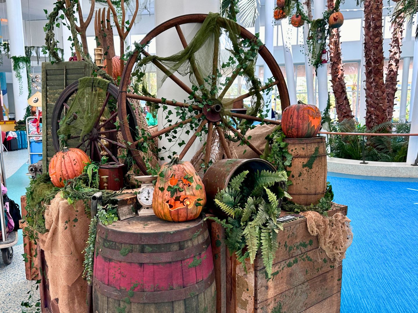 Halloween at Universal Orlando with Kids: CityWalk, Shopping, Hotels ...