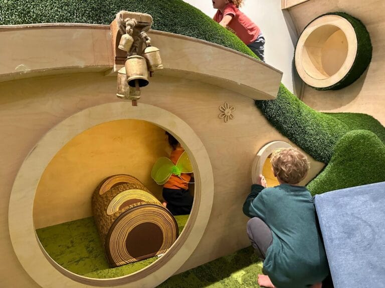 4 Things Parents Should Know About The Burrow Cafe and Play - Orlando ...