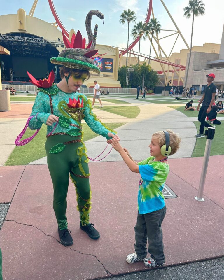 Where to Watch: Universal’s Mardi Gras Parade from a Special Kids ...